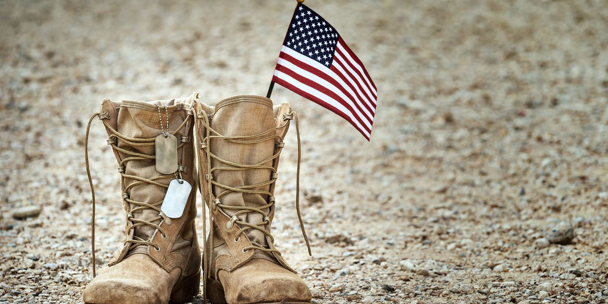 Honor a Veteran: How to Choose Military Cremation Jewelry — The Living Urn